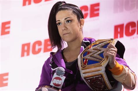 Wwe Smackdown Sasha Banks Vs Bayley In Tv Title Match A Mistake