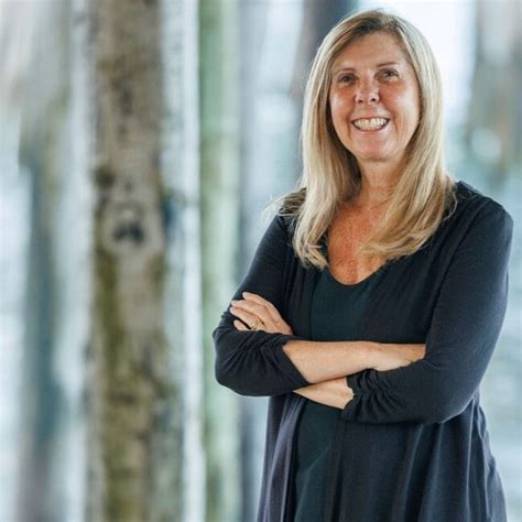 Debbie Shealey Real Estate Agent In Kitty Hawk Nc