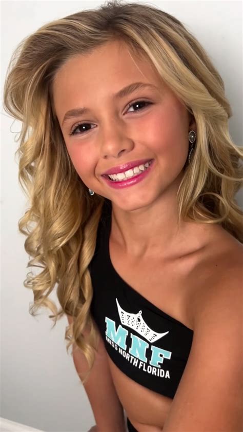 𝐀𝐫𝐞𝐲𝐧𝐚 𝐑𝐢𝐯𝐞𝐫 𝐋𝐞𝐞 Sneak Peek Behind The Scenes Photoshoot With Missnorthfloridapageant