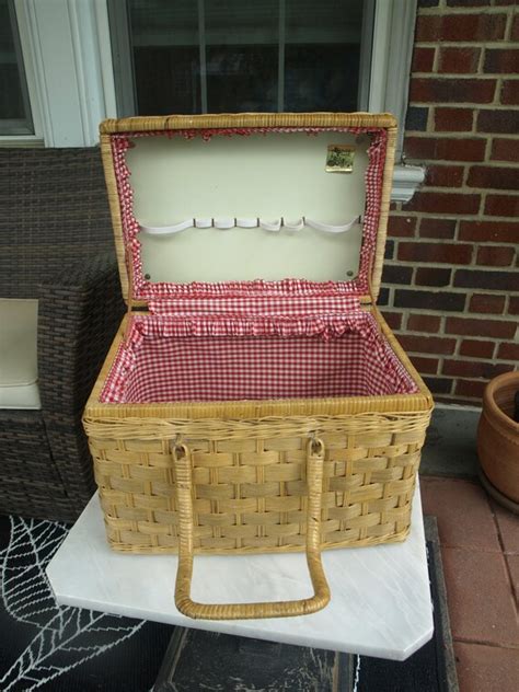 How To Make A Wicker Picnic Basket At Hudson Becher Blog