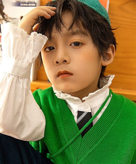 Xiaorong Cover 1 Model