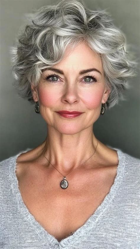 Short Haircuts For Women Over 60 That Are Perfect For Every Occasion