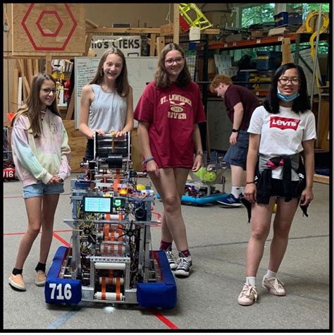 Girls Robotics Housatonic Valley Regional High School