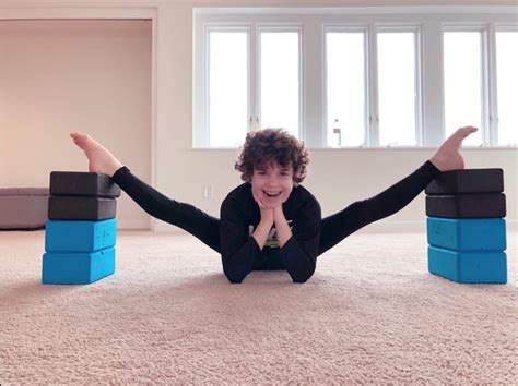 Picture Of Ryan Buggle In General Pictures Ryan Buggle 1555187625 Teen Idols 4 You