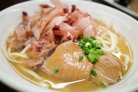 伊良部島魚市場いちわ名物の佐良浜そばに大満足 たのっちぶろぐ