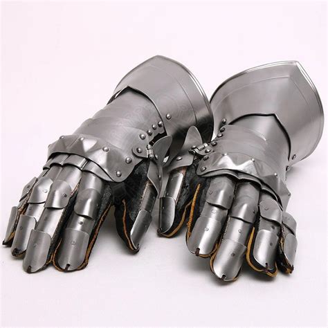 Medieval Armored Glove At Frank Jimenez Blog