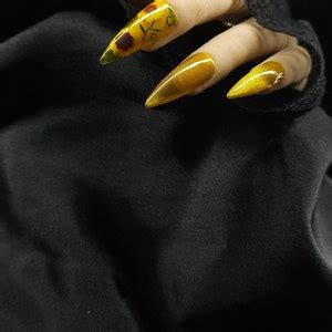 Yellow Cat Eye Nails With Daisies Etsy