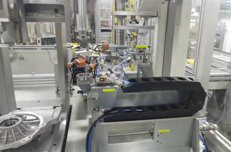 Cnc 工件夹持方法：夹具、虎钳、夹钳和真空吸台完整指南