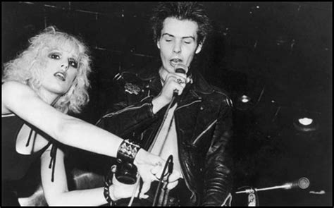 Sid Vicious Así Fue La Fugaz Y Caótica Vida Del Bajista De Sex Pistols