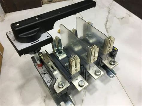 200a Tpn Din Type Sfu Landt At ₹ 8801 Piece स्विच डिस्कनेक्टर In