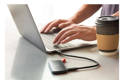 External Hard Drive Vs Usb Flash Drive At Lucinda Kindler Blog