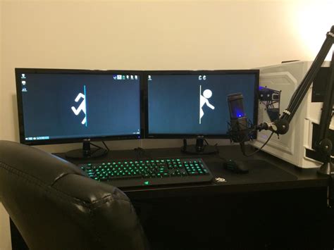 Show Off So It S Time For Triple Monitors Se EnSins Gaming Community