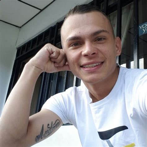 Agikgqmrh99qauc4waosznik8902chxeiahlcrnv2qj1fgs900 C K C0x00ffffff No Rj