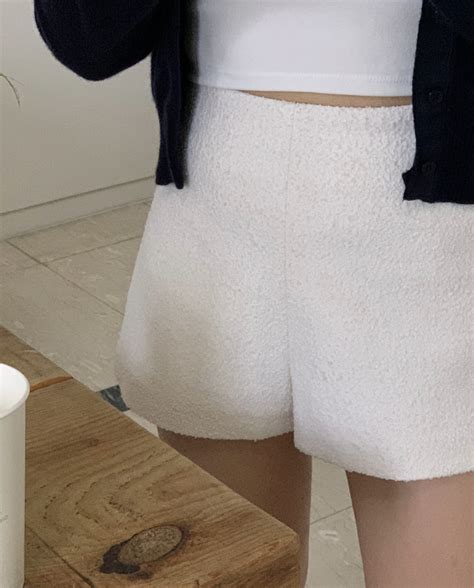 클로젯스토리지 🤍트위드팬츠 미엘 코어 트위드 숏 팬츠 2color