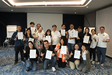 โค้ชด้วยการ์ด ขอแสดงความยินดี กับทุกท่านที่ผ่านการอบรมหลักสูตร Nlp Practitioner โดย Mind