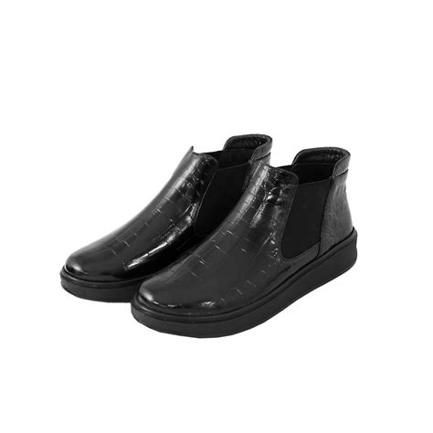 خرید نیم بوت ، چکمه و پوتین چرم با قیمت عالی 2023