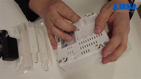 Unboxing Cba850 Cradlepoint Youtube