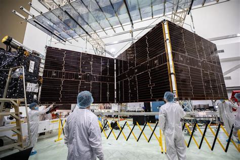 Huge Solar Arrays Permanently Installed On Nasas Psyche Spacecraft R
