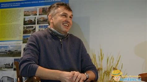 Srečanja Pod Slamniki Dr Mohor Demšar Lesene Igrače Kot Spodbuda K Ustvarjalni Igri