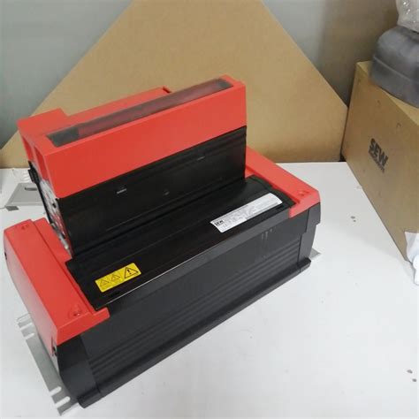 德国sew赛威变频器mdx61b0150 503 4 00 Mdx61b0150 503 4 0t