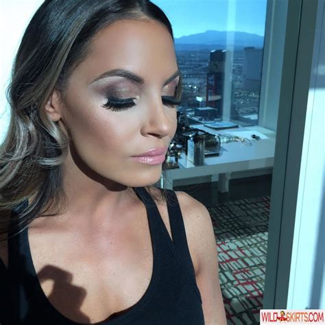 Trish Stratus Trishstratuscom Nude Instagram Leaked Photo