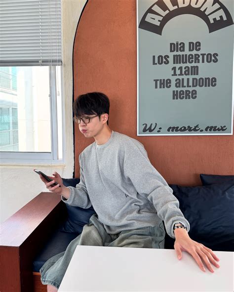 도흐 커브드핏 전문 남자쇼핑몰 코디추천 D Och • Instagram Photos And Videos