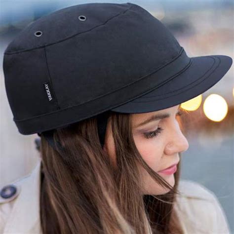 عکس دختر با کلاه؛ مجموعه عکس دختر با کلاه تقاب دار، زمستانی و کلاه کپ ستاره