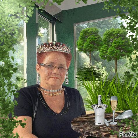 Ela Free Animated  Picmix