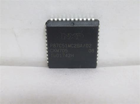 Nxp P87c51mc2ba02 Lot 5 Microcontrollers 8 Bit Ext Memory Austin