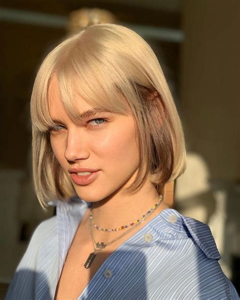 Модные осенние приемы для блонда Short Hair With Bangs Short Hair Styles Short Blonde Hair