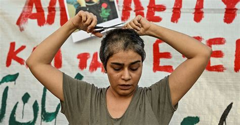 이슬람 체제가 불타오르네