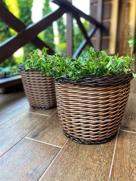 Кашпо зі штучного ротангу обєм 10 літрів — ціна 700 грн у каталозі Горщики для рослин Купити