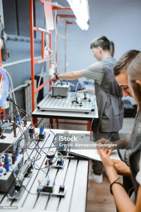 Plc Device Function Analysis By Male And Female High School Students
