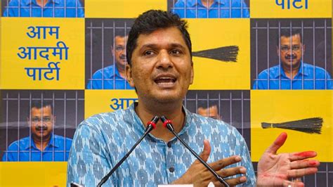 Bjp पर Aap नेता सौरभ भारद्वाज का हमला बोले जहां झुग्गी वहीं पक्का मकान पर वादाखिलाफी कर रही