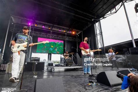 Turnover Band Photos And Premium High Res Pictures Getty Images