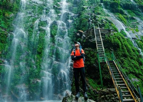 Một Con Thác Xinh đẹp Tựa Như Tranh Là địa điểm Dừng Chân Yêu Thích Của Dân Chuyên Trekking Khi