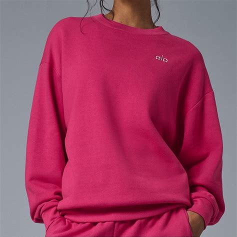 Alo Yoga Sweaters Nwt Alo Yoga Accolade Crew Neck Pullover Pink