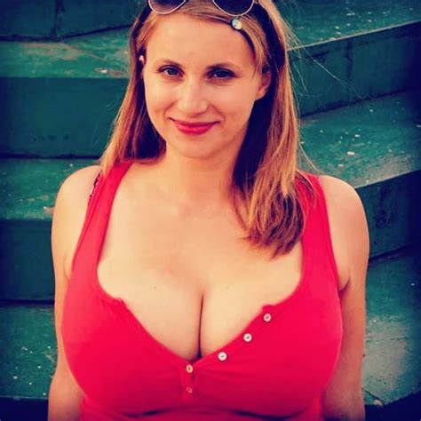 Red Top Straining Porn Pic Eporner