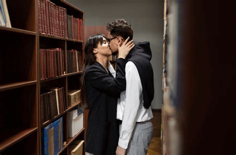 Do College Babes Have Sex In The Library