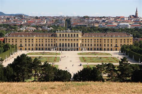 오스트리아 제국 합스부르크 왕가의 여름궁전 쇤브룬 오마이포토