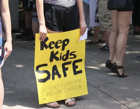 Ottawans Rally Against Queen S Park Changes To Sex Ed Cirriculum The Charlatan Carleton S