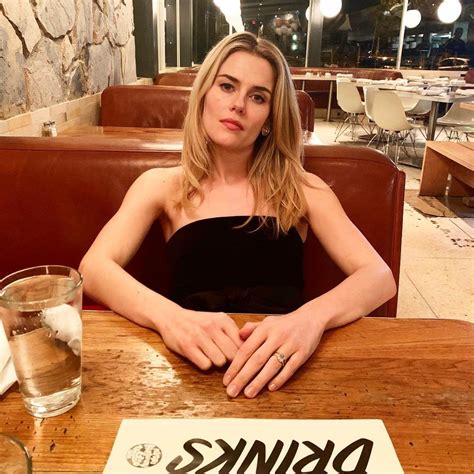 Hot And Sexy Rachael Taylor Photos Thblog