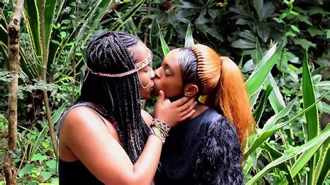 Vidéos Porno Gratuites Ciseaux Lesbiens Xhamster