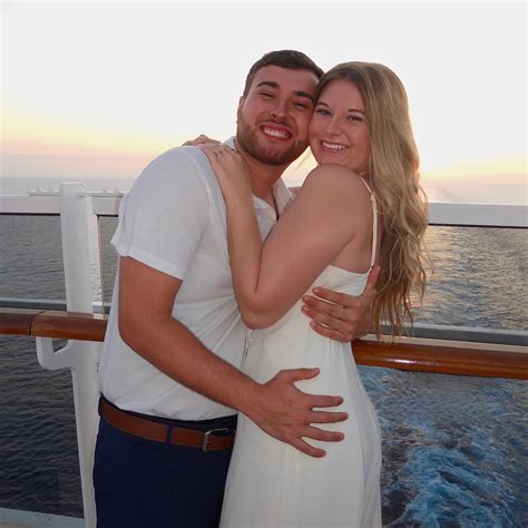 Ash Ashleyepperson • Instagram Photos And Videos