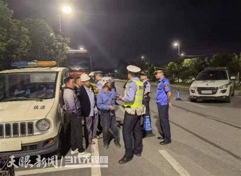 花溪交警：全力推进夏季交通安全整治辖区行动进行