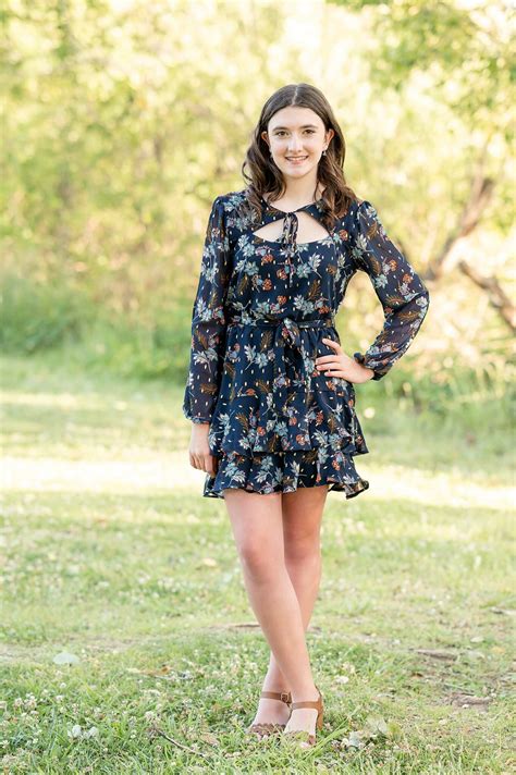 5 Things To Know About An 8th Grade Graduation Photoshoot Gia Chong
