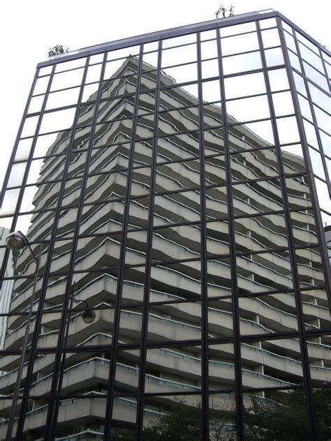 무료 이미지 집 밖의 거리 시티 파리 프랑스 유럽 쇼핑 크리에이티브 커먼즈 거울 스톡 반사 Ccby 2d 카를로스지 실물