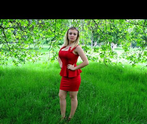 Busty Russian 48 фото