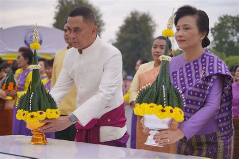 การสร้างอนุสาวรีย์และพิธีบวงสรวงพระประทุมวรราชสุริยวงษ์ เจ้าคำผง
