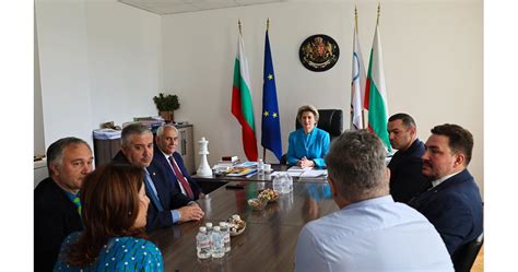 Весела Лечева се срещна с ръководството на Световната федерация по щанги